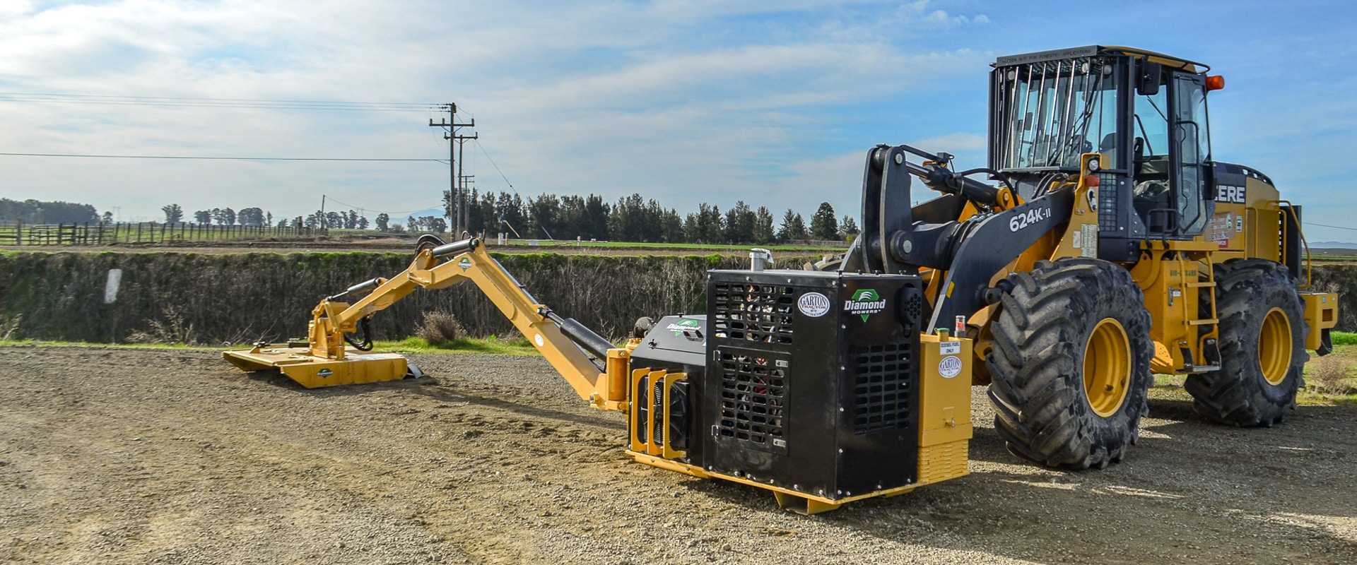 Self Contained Wheel Loader - Diamond Mowers
