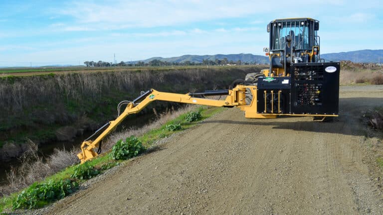 Self Contained Wheel Loader - Diamond Mowers